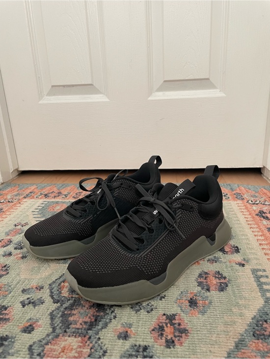 while on earth | Shoes | While On Earth Black Move Trainer | Poshmark